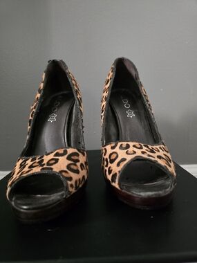 Aldo | Shoes | Vintage Aldo Leopard Print Peep Toe High Heels 37 7 ...